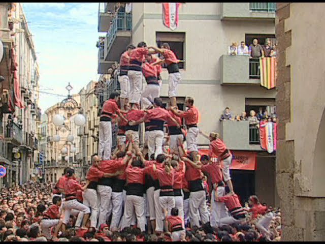 Los Castells de Cataluña: Torres Humanas Impresionantes | CR Diario
